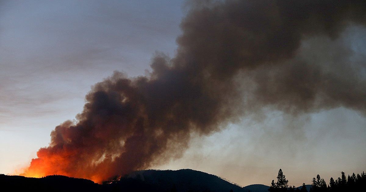 West Fork Fire forces new evacuations, road closures | Daily Inter Lake