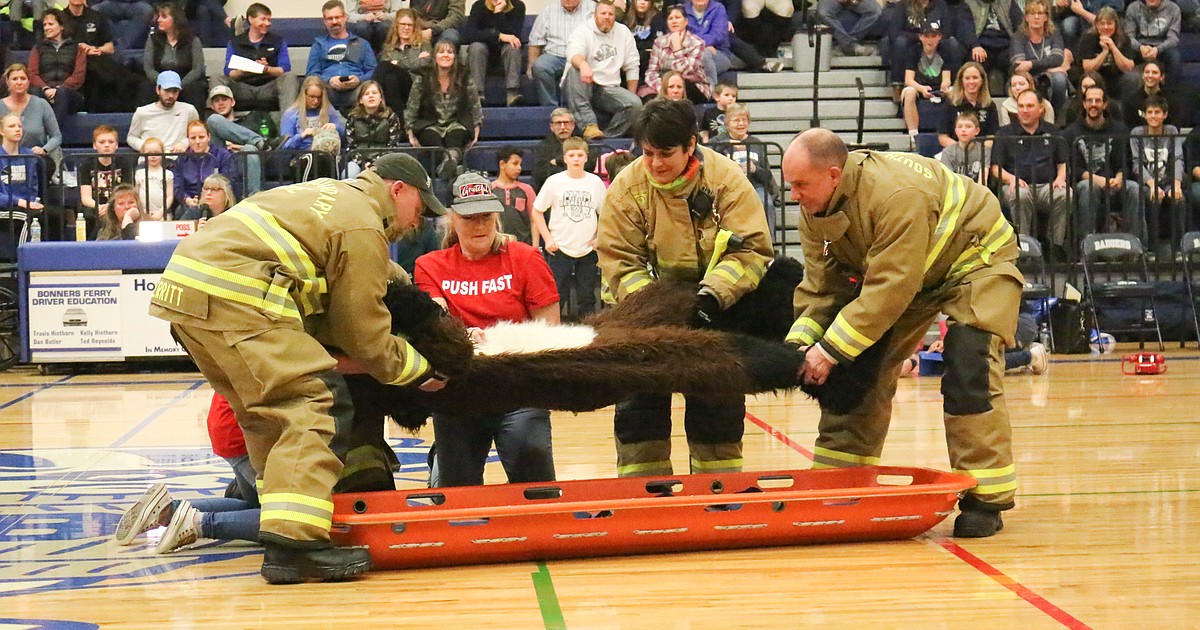 Buddy Badger helps with Hands Only CPR demo | Hagadone News Network