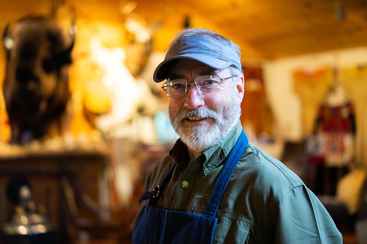 Exhibit features artist who paints history | Whitefish Pilot