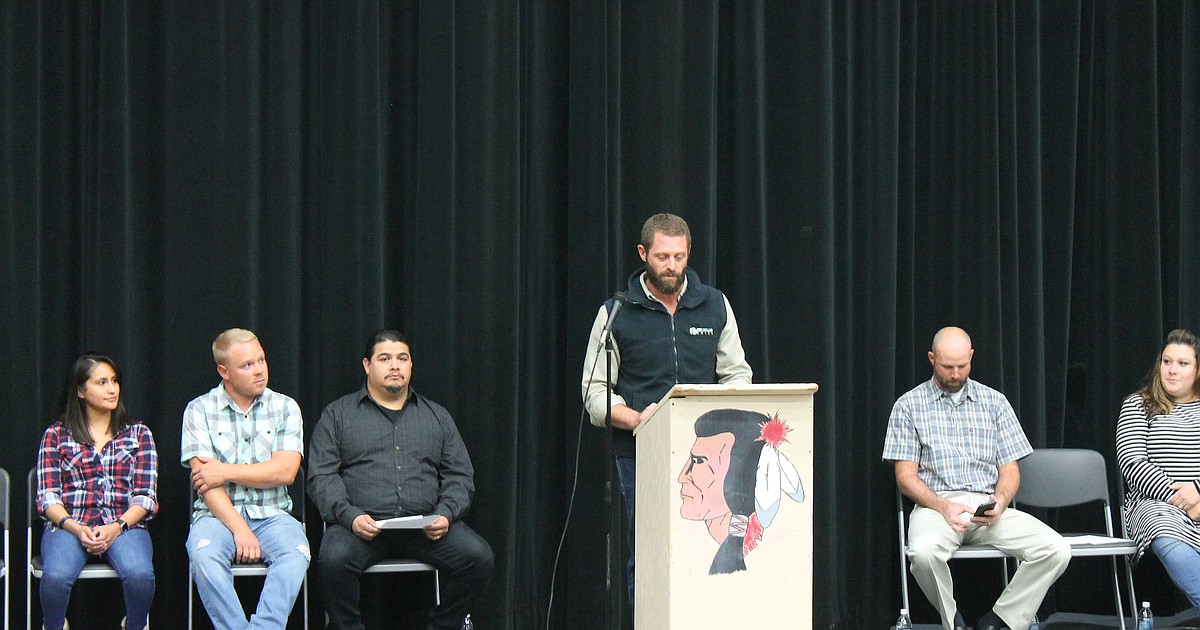 Students instigate school board candidate forum | Columbia Basin Herald