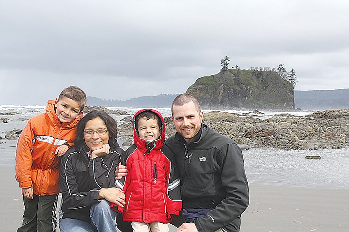 Warden family leaves to help folks in Peru | Columbia Basin Herald