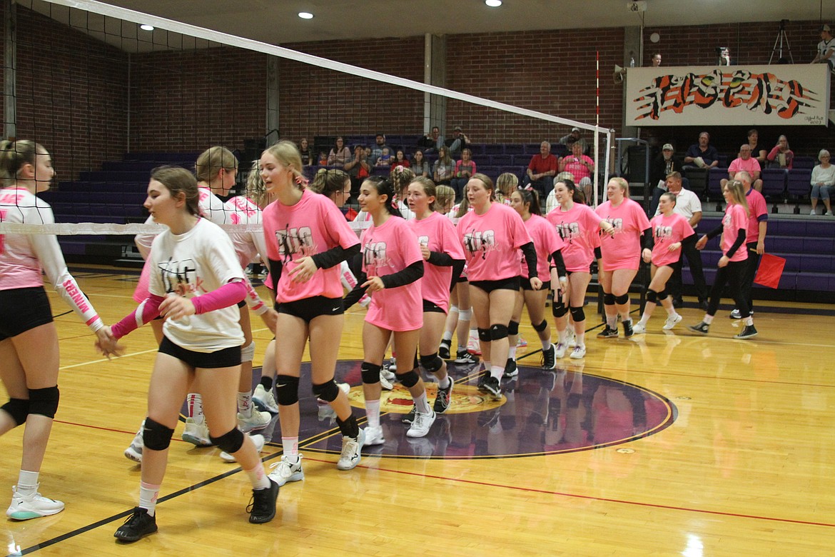 Mullan Digs Pink vs. Wallace | Shoshone News-Press