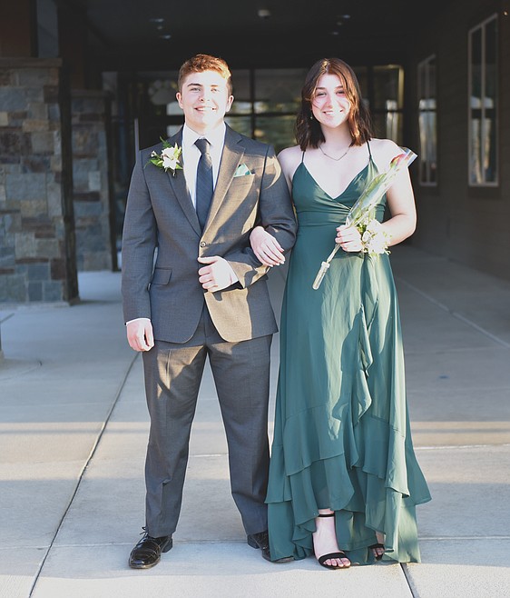 PHOTOS: WHS Mask-Querade Prom | Whitefish Pilot