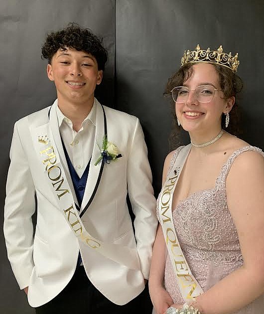 Prom queen and king crowned at Thompson Falls | Valley Press/Mineral ...