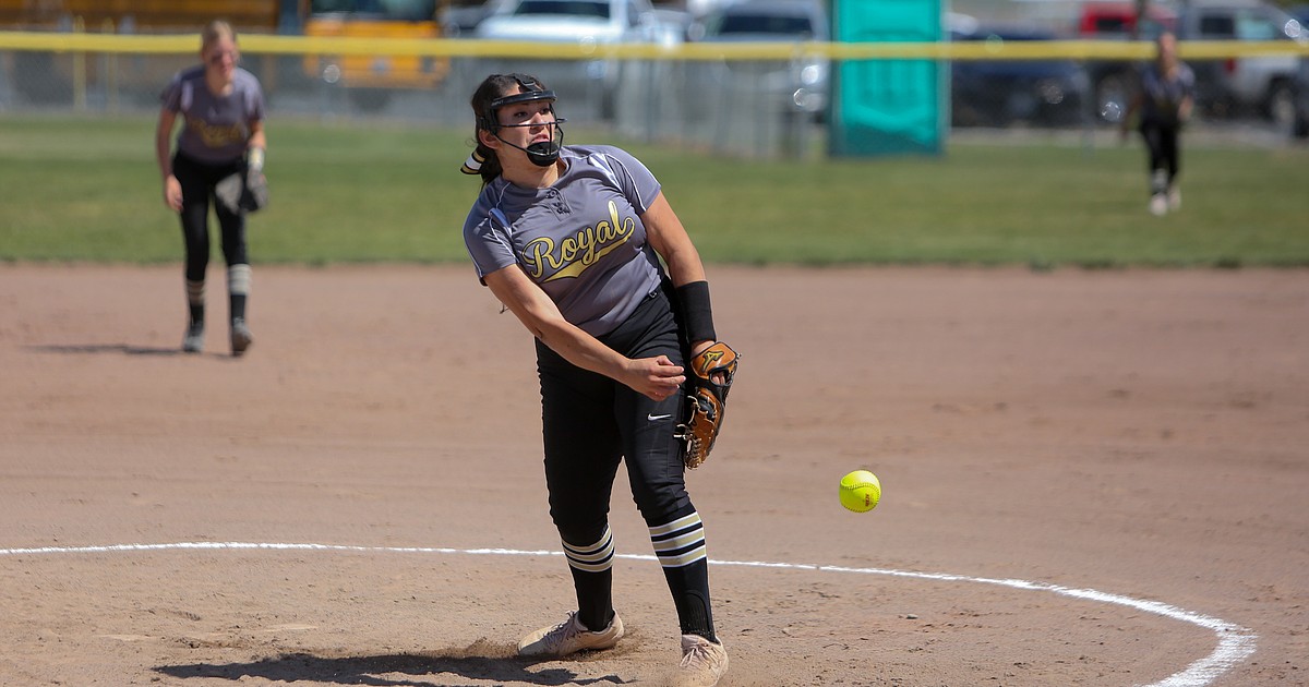 Royal softball unbeaten with 11-1 win over Okanogan | Columbia Basin Herald