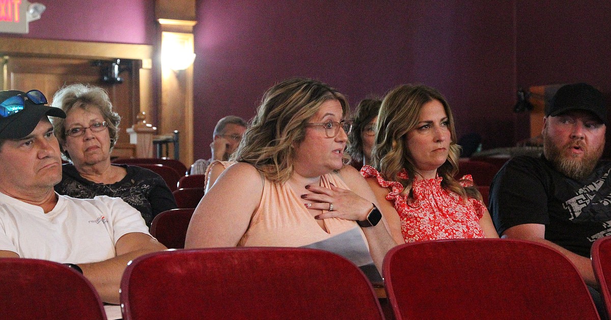 Libby school officials draw parents' ire for promoting vaccine drawing ...