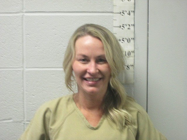 Libby woman who assaulted, threatened officer accepts plea deal ...