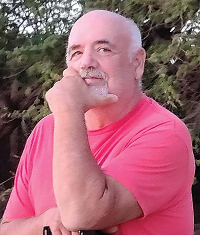 Steven Dwyane Howe | Hungry Horse News