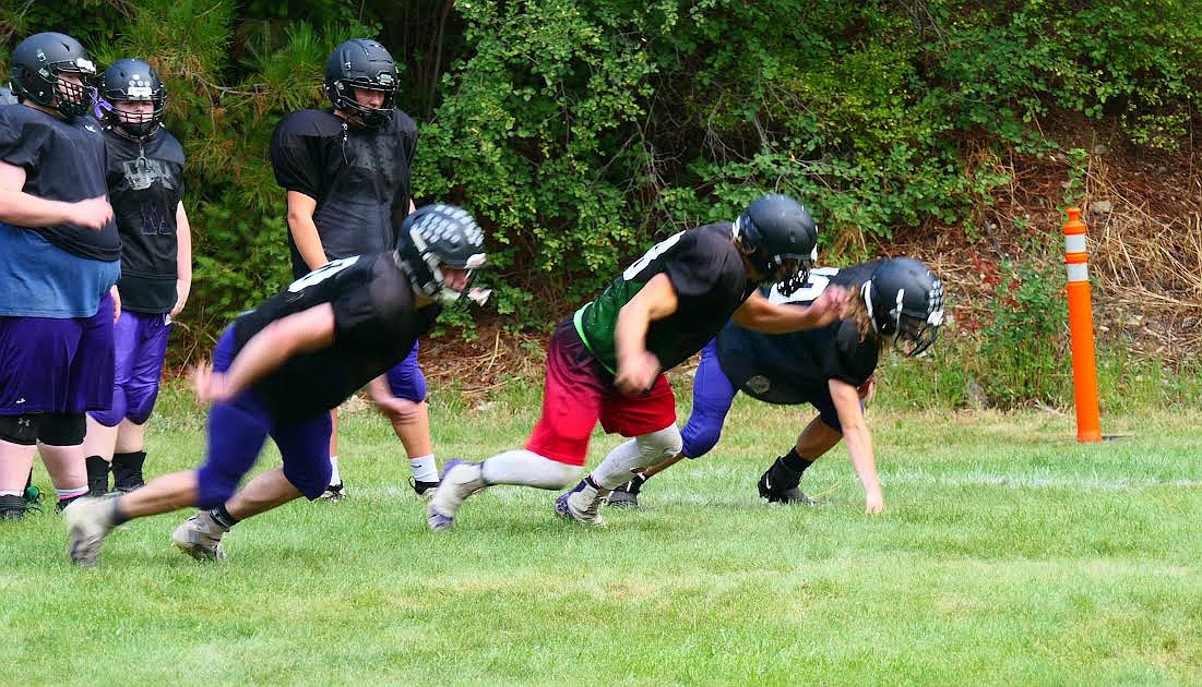 St. Regis/Mullan gridders look for deep playoff run | Valley Press ...