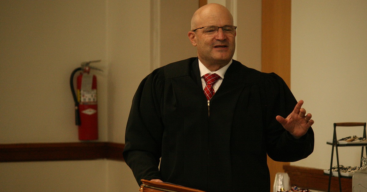 New judge sworn in: Nick Wallace takes the bench for Grant County ...