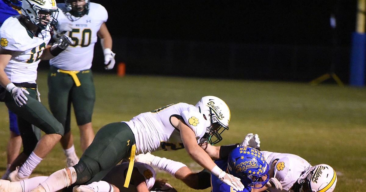 Whitefish football finds rhythm in 2nd half, downs Libby | Whitefish Pilot
