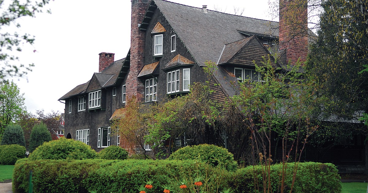 Conrad mansion offering Christmas Carol | Hungry Horse News