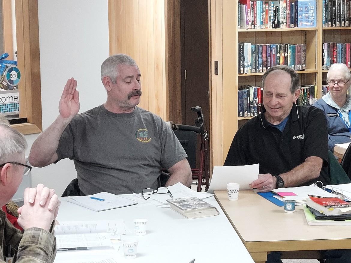 Colson sworn in for library district board | Bonners Ferry Herald