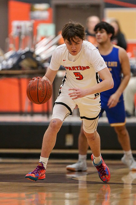 Priest River coasts to tourney title | Bonner County Daily Bee