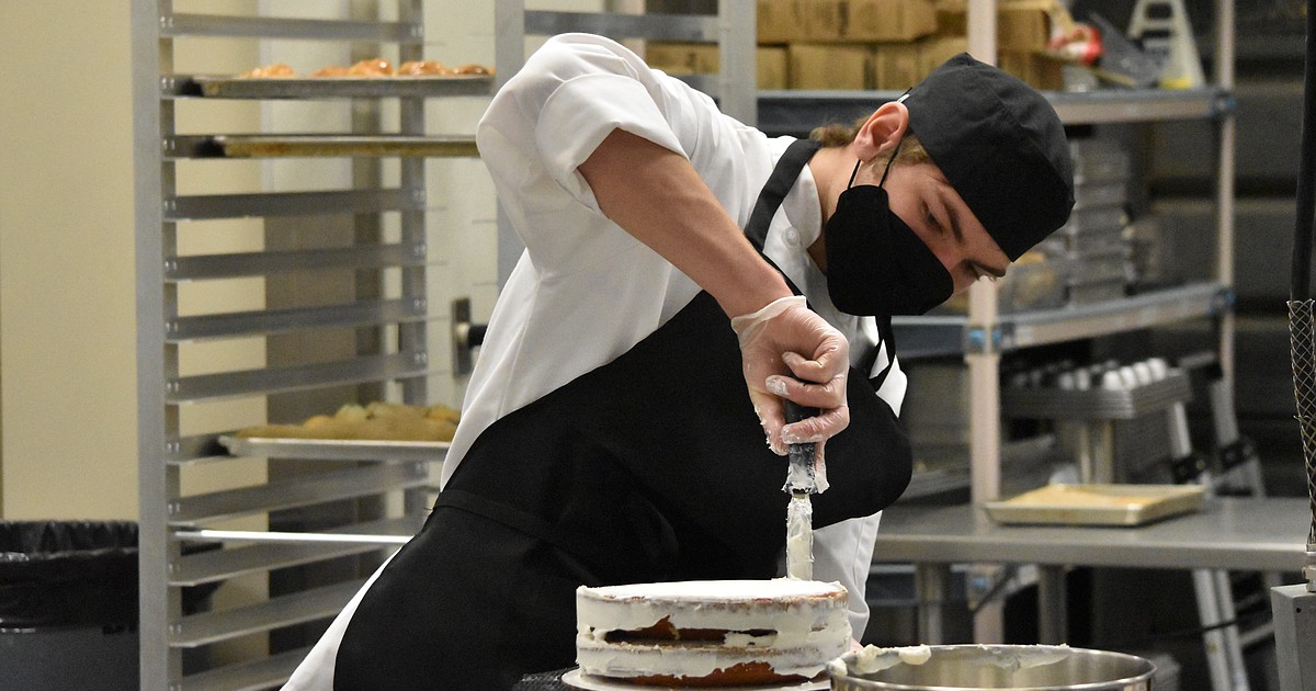 Sweet meet: CB Tech students show their kitchen expertise | Columbia ...
