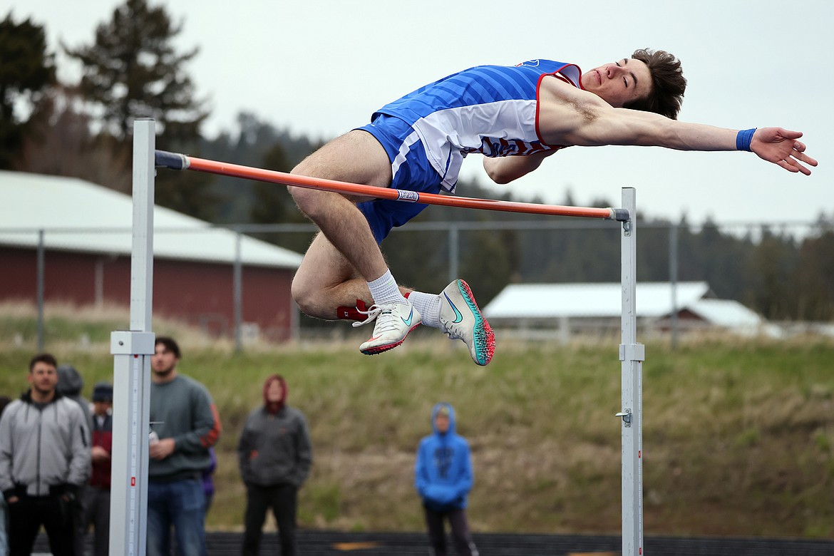 Vikes and Vals dominate district track meet, Vikings win Western B ...