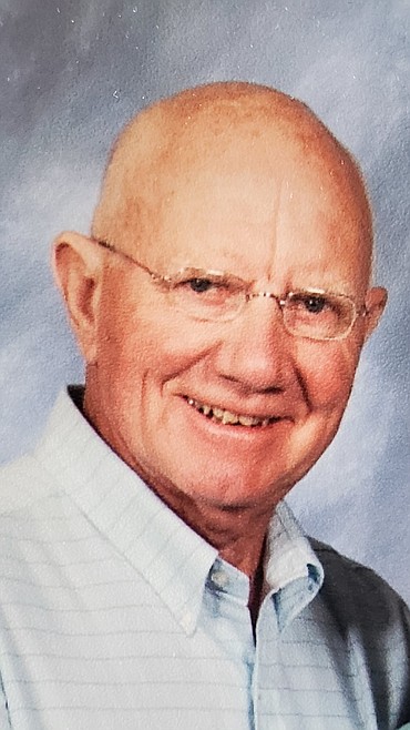 Lester Raymond Cyr | Lake County Leader