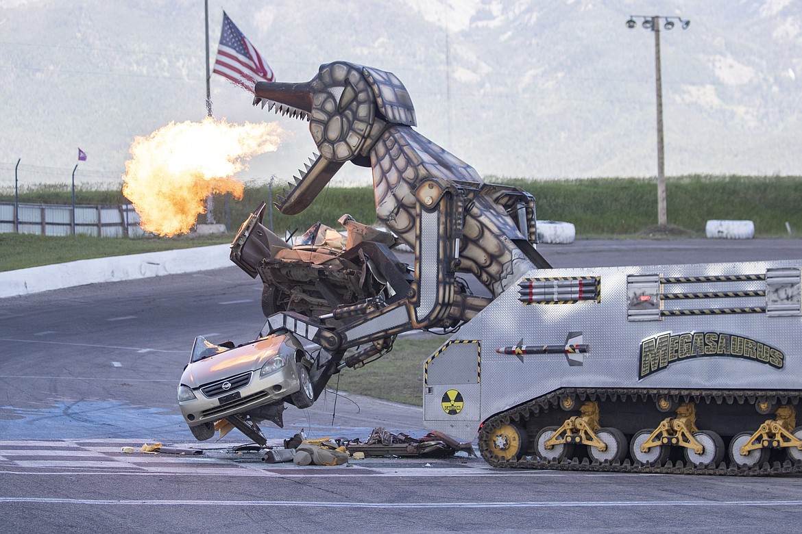 Gargantuan trucks wow crowds | Lake County Leader