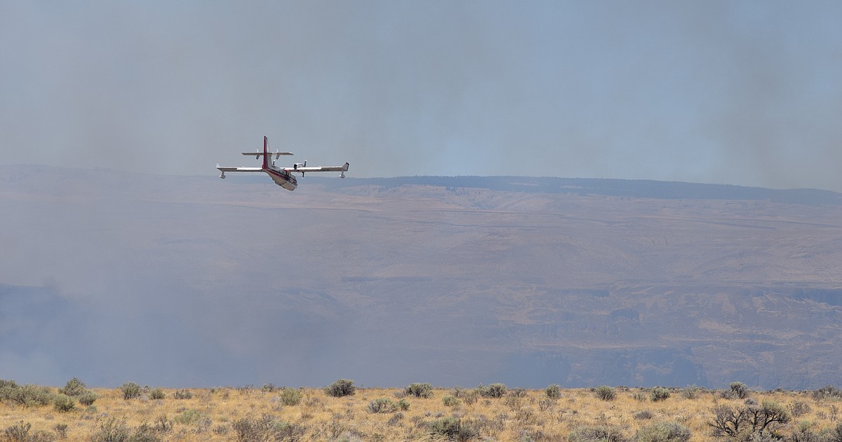 Vantage Highway fire causes haze, threatens 40 structures | Columbia ...
