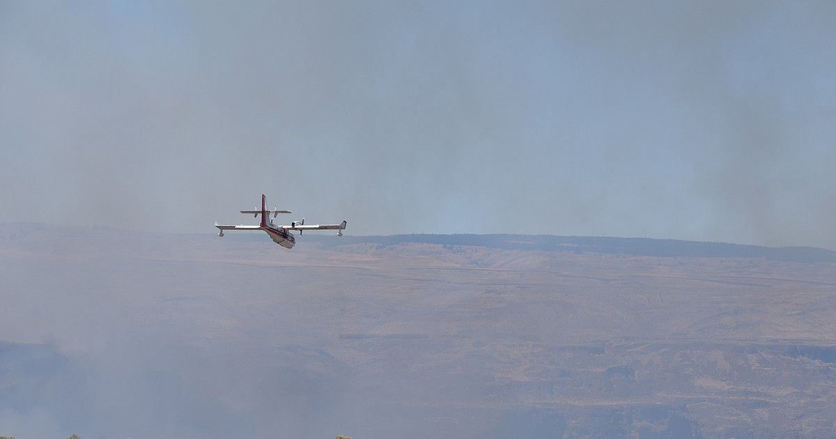 Vantage Highway fire causes haze, threatens 40 structures | Columbia ...