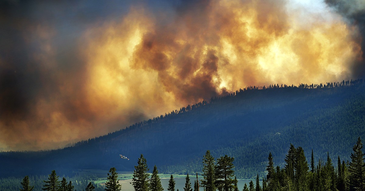 Elmo Fire bears down on hundreds of homes | Daily Inter Lake