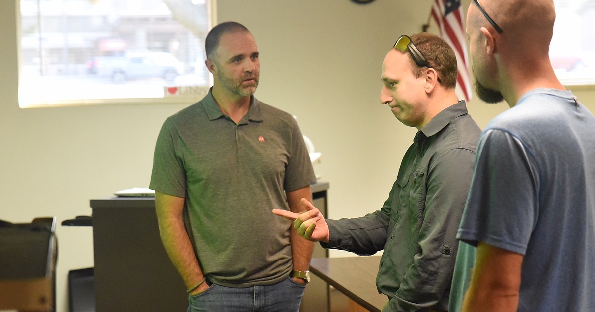 Nomad meets Lincoln County workers | Western News