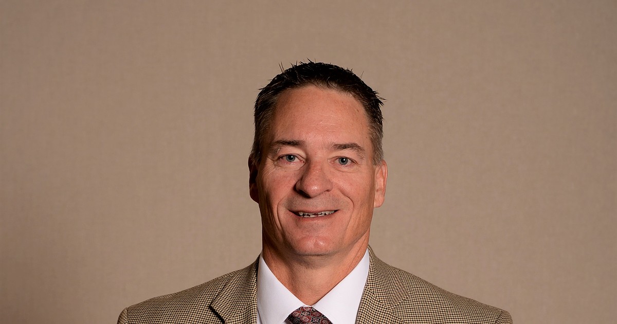 Mike Perry of Arlee named Superintendent of the Year | Lake County Leader