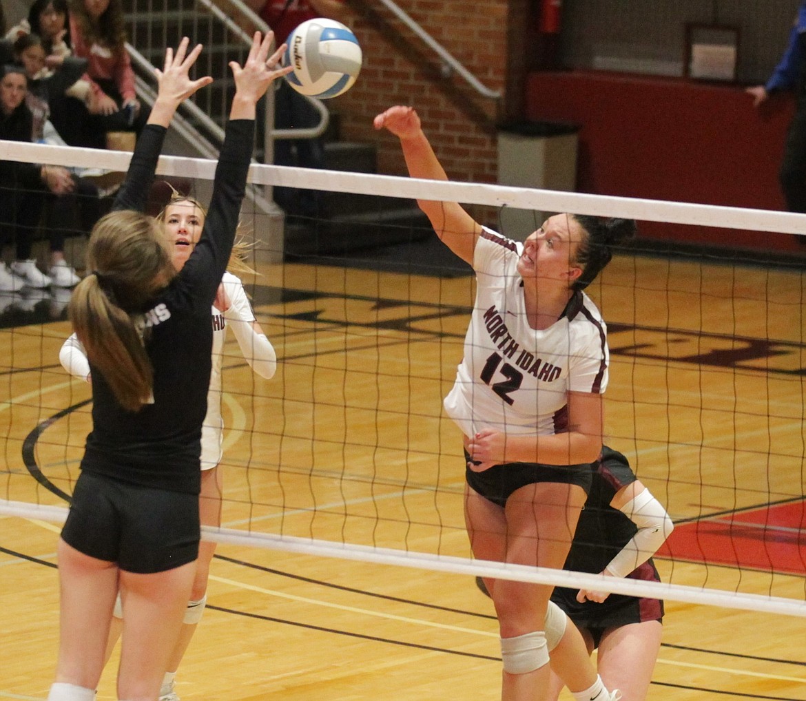 NIC VOLLEYBALL: The chase for NWAC title is on for Cardinals | Coeur d ...