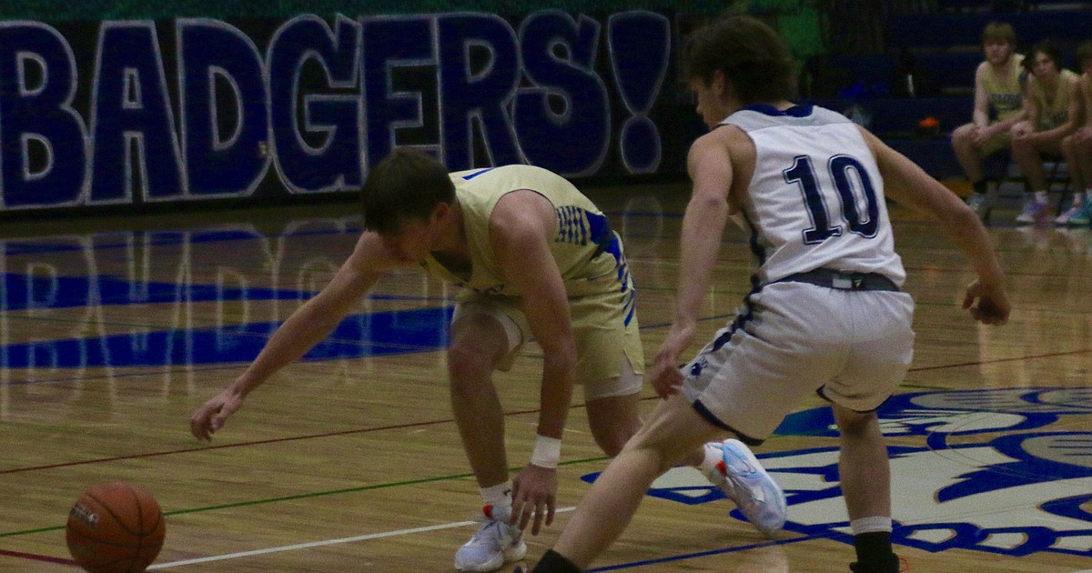 Badgers strike Stags, 3-0 | Bonners Ferry Herald