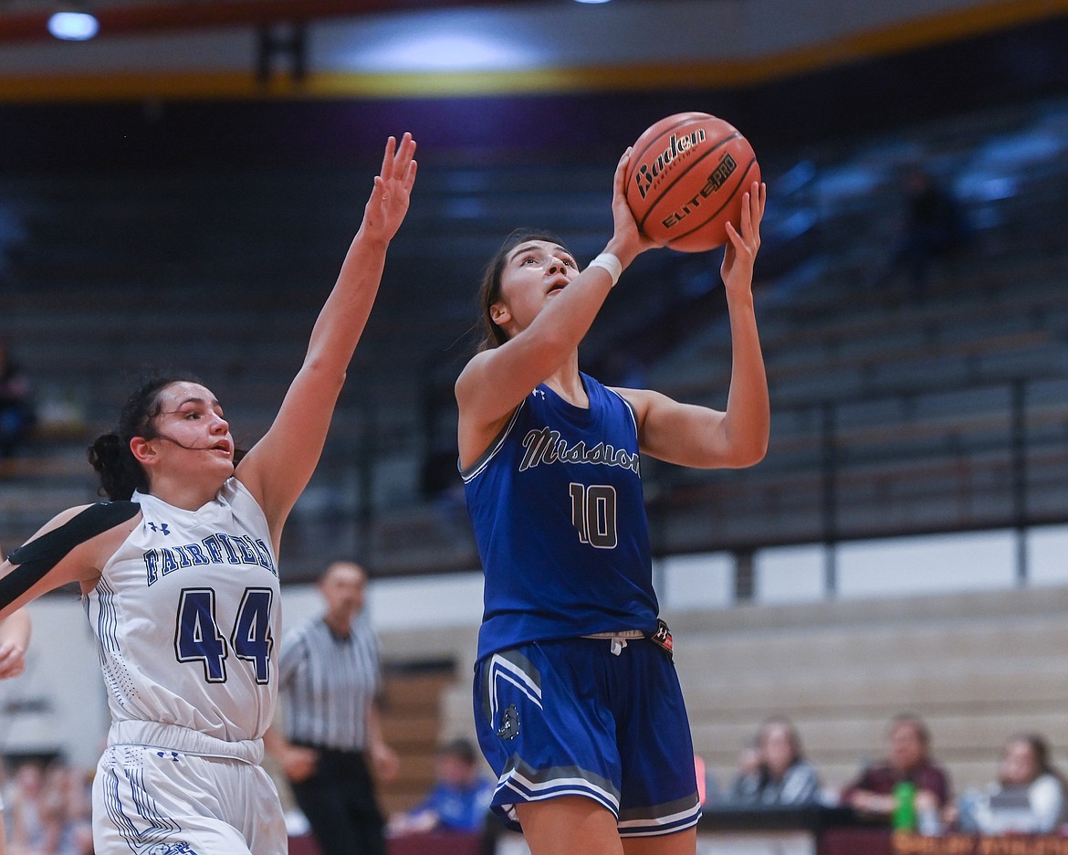 Lady Bulldogs triumph at Coyote Classic | Lake County Leader