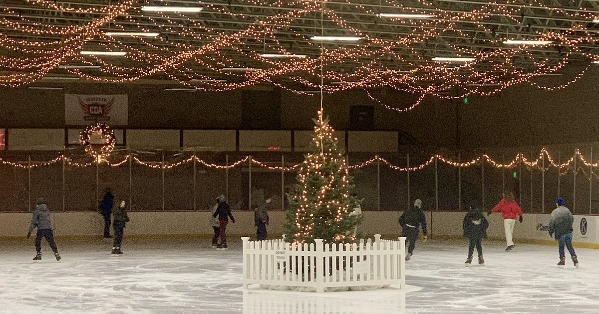 Frontier Ice Arena gets in the holiday spirit with '12 Skates of ...