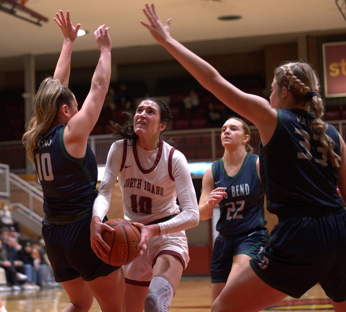 NIC BASKETBALL: Cardinal men roll past Big Bend | Coeur d'Alene Press