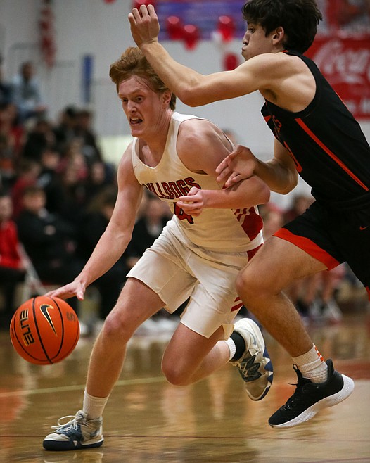 Close game for Bulldogs | Bonner County Daily Bee