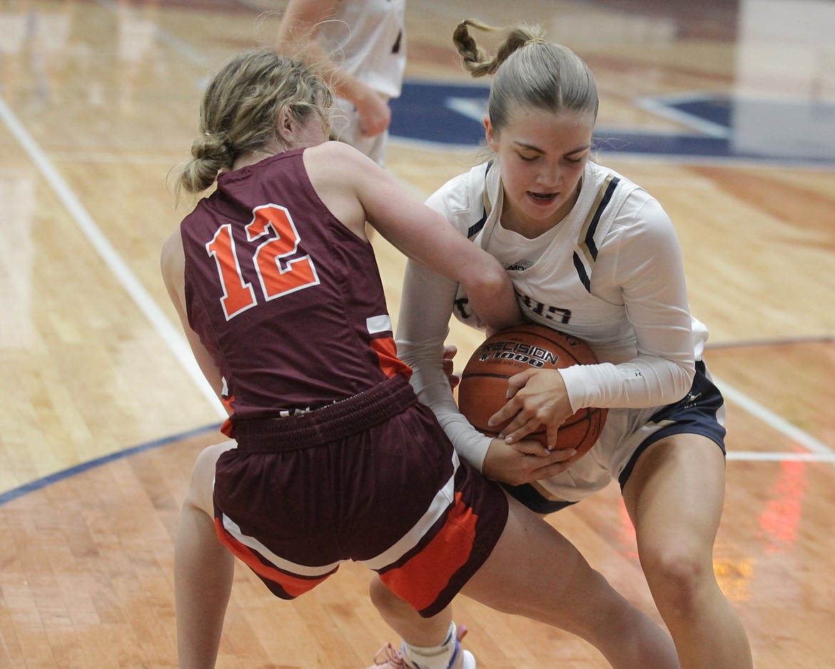 STATE 3A GIRLS BASKETBALL: New names, but same stopping point ... Young ...