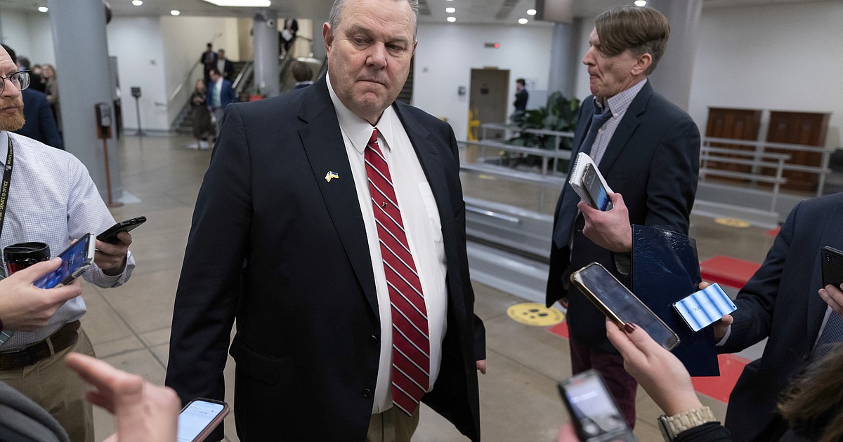 Democratic Sen. Jon Tester to run for 4th term in Montana | Daily Inter ...