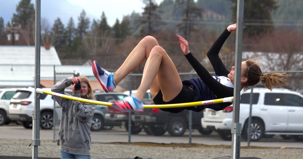 Badger takes second at duals, Individual IML rankings | Bonners Ferry Herald