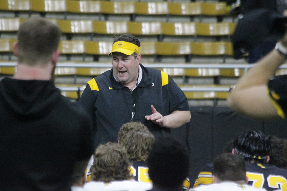 THE FRONT ROW with MARK NELKE: Next man up for Vandals, who have some ...