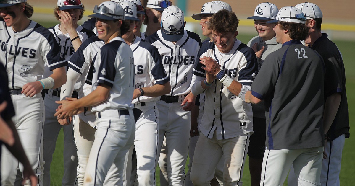 5A REGION 1 BASEBALL CHAMPIONSHIP: Something to smile about ... Lake ...