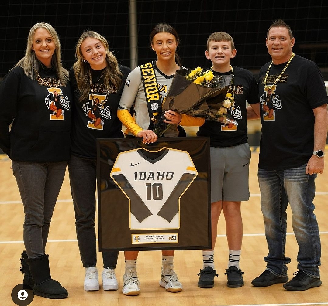 THE FRONT ROW with MARK NELKE: For the love of moms | Coeur d'Alene Press