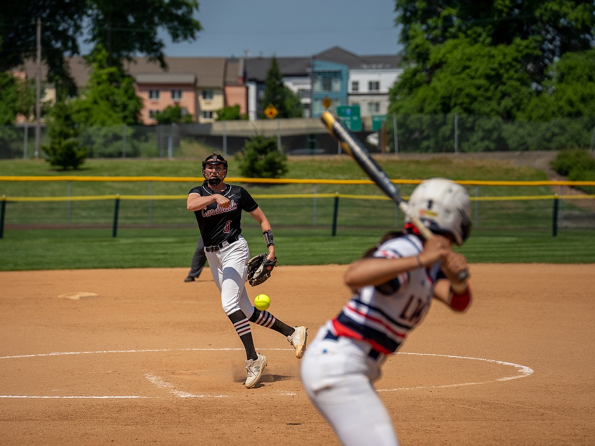 NIC SOFTBALL: Cardinals split on Day 2, reach final four of conference ...