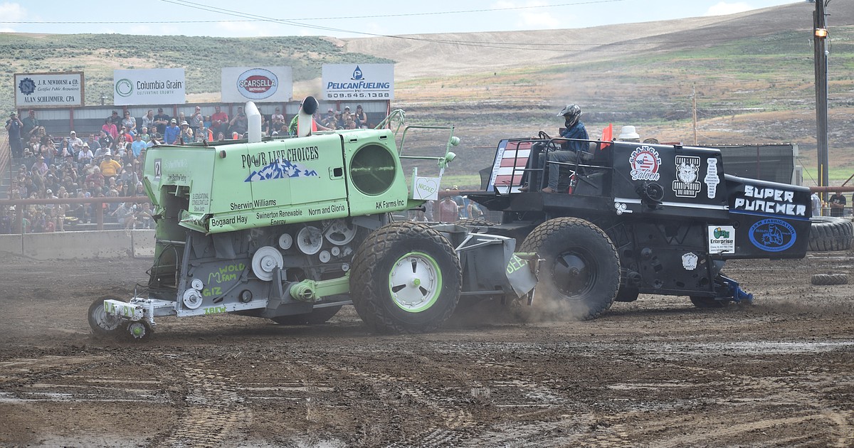 Barnyard brawl | Columbia Basin Herald