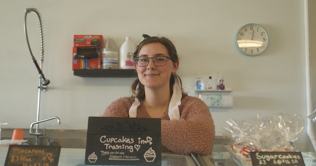 Young entrepreneur opens 406 Cakes and Cravings in Polson | Daily Inter ...