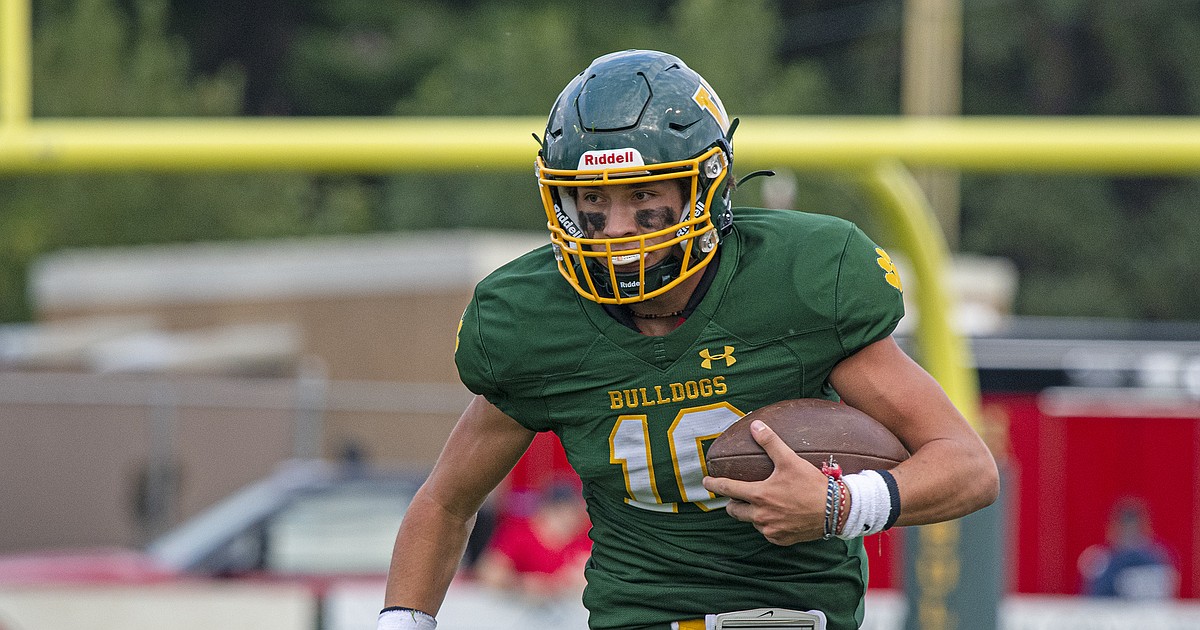 Whitefish football falls to Hamilton in season opener | Whitefish Pilot