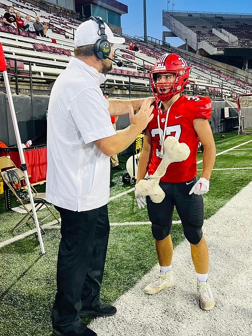 PREP FOOTBALL: Sandpoint squeaks by Raymond with the help of a new face ...