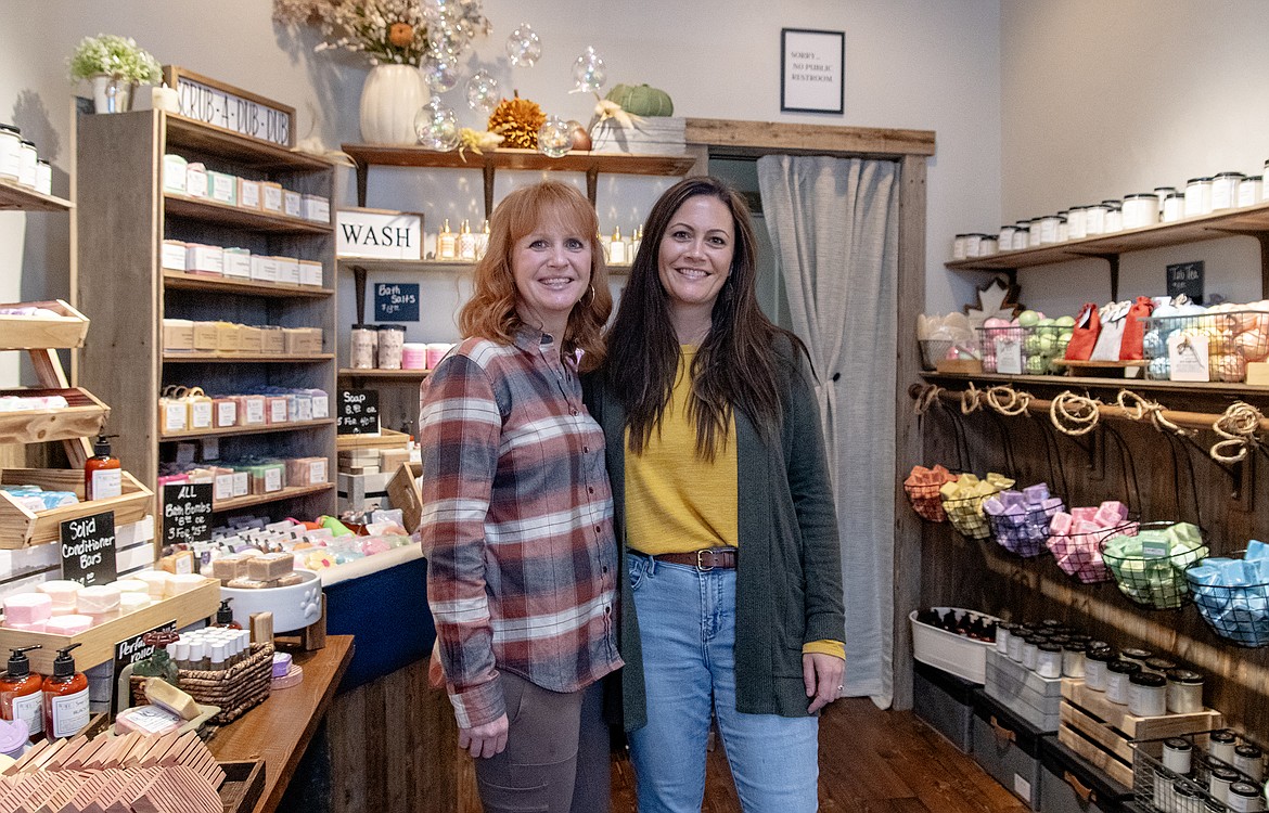 Soap, candle shop opens on Nucleus Avenue | Hungry Horse News