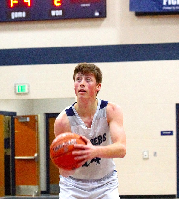 Boys hoops wins league, Bateman leads with 28 | Bonners Ferry Herald