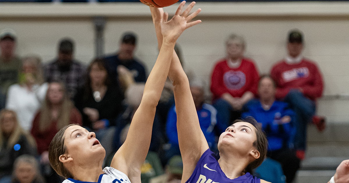 Girls playing better defense, win first home game | Hungry Horse News