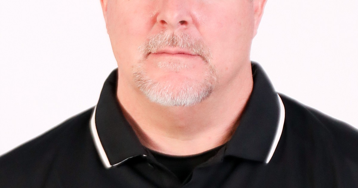 Eck shuffles staff, adds coaches | Hagadone News Network