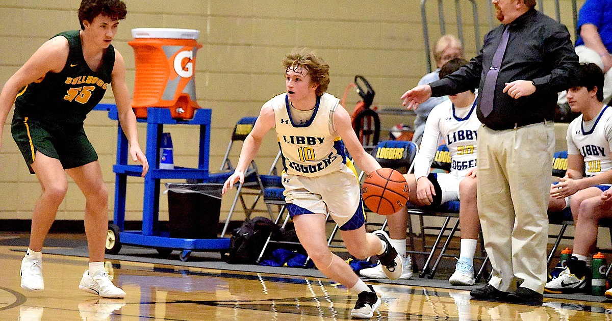 Loggers fall in second straight game by buzzer beater 3 | Western News