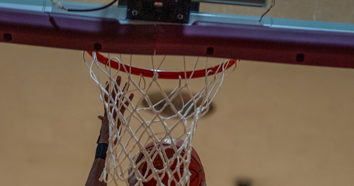 NIC BASKETBALL: Welcome back ... Cardinal men snap rival CSI's 26-game ...